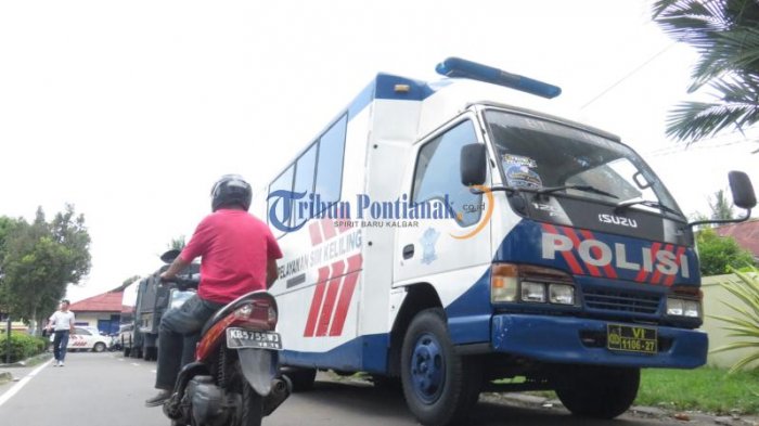 Blanko Kosong, Mobil SIM Keliling Polresta Pontianak Tak Beroperasi ...