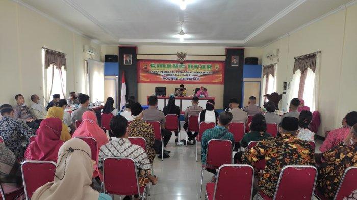 Wakapolres Sekadau Pimpin Sidang BP4R Personel, Ini Pesan yang ...