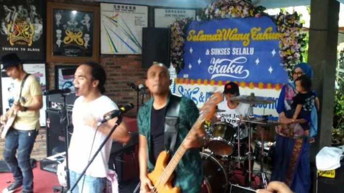 Kisah Semua Personel Band Slank Yang Berhenti Merokok, Ivanka Paling ...