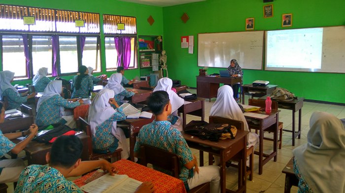 Begini Pelaksanaan Program Sekolah Lima Hari di SMA Negeri 10 ...
