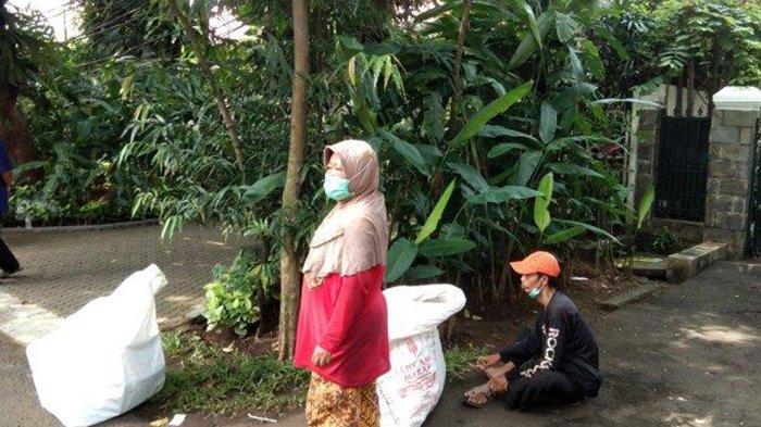 Tangisan Anak Pengemis saat Lebaran! Tasjem dan Suami Ngemis di ...