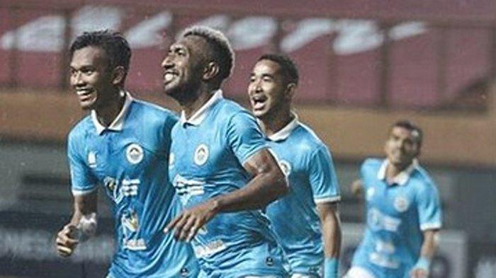 Live Hasil Sulut United vs Dewa United, Patrich Wanggai Punya Kans Bawa ... Live Hasil Sulut United vs Dewa United, Patrich Wanggai Punya Kans Bawa ...