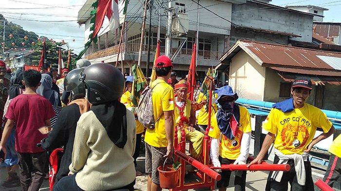 Cap Go Meh di Pemangkat Berlangsung Meriah - Tribunpontianak.co.id