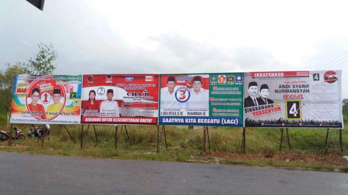 Tim Gabungan di Singkawang Tertibkan Baliho dan Banner Paslon ...