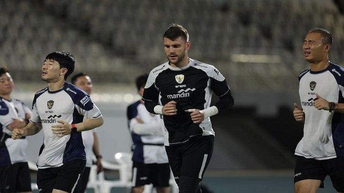 JAM Kick Off Laga Bahrain vs Indonesia Sinyal Maarten Paes Batal Gabung ...