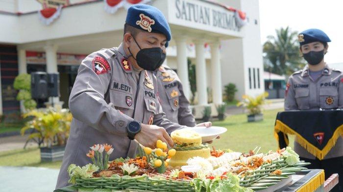 195 Personel Satbrimob Polda Kalbar yang Naik Pangkat Gelar Syukuran - Tribunpontianak.co.id