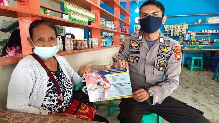 Cegah Penularan COVID 19, Anggota Polsek Menyuke Sosialisasi Protokol ...