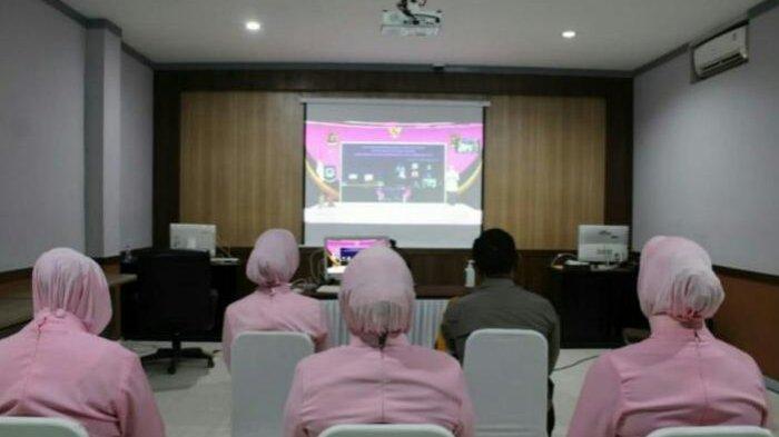 Polres Kayong Utara Peringati Hari Kesatuan Gerak Bhayangkari ke-68 Secara Daring ...