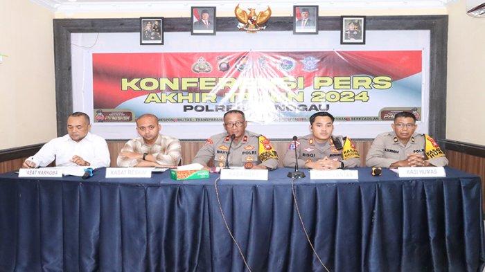Polres Sanggau Gelar Press Release Akhir Tahun, Berikut Capaian Kerja Selama Tahun 2024 ...