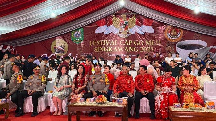 Polres Singkawang Kerahkan 430 Personel Amankan Pawai Lampion Cap Go Meh 2025 - Tribunpontianak ...