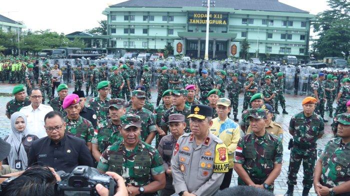 Wakapolda Kalbar Hadiri Apel Gelar Pasukan Pengamanan Pemilu 2024 di Kodam XII/Tanjungpura ...