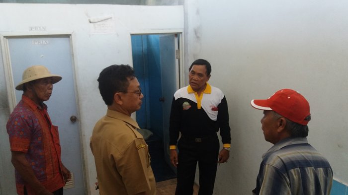 Warga Kampung Sawah Damba Perhatian dan Perbaikan WC Komunal - Tribunpontianak.co.id