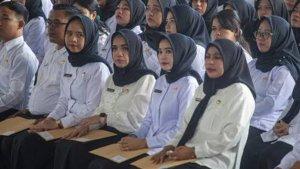 Contoh Imaji dalam Puisi Lengkap Jenis dan Pengertiannya - Halaman all ...