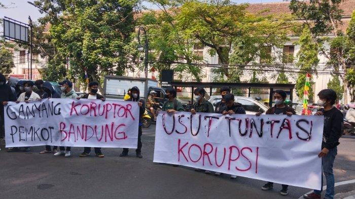 Aliansi Mahasiswa Jawa Barat Minta KPK Usut Tuntas Proyek Korupsi ... Aliansi Mahasiswa Jawa Barat Minta KPK Usut Tuntas Proyek Korupsi ...