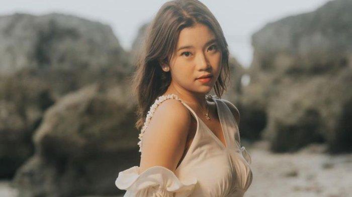 Viral di TikTok Hingga Trending di Youtube, Berikut Lirik Bodoh - Anggis Devaki yang Bikin Galau ...