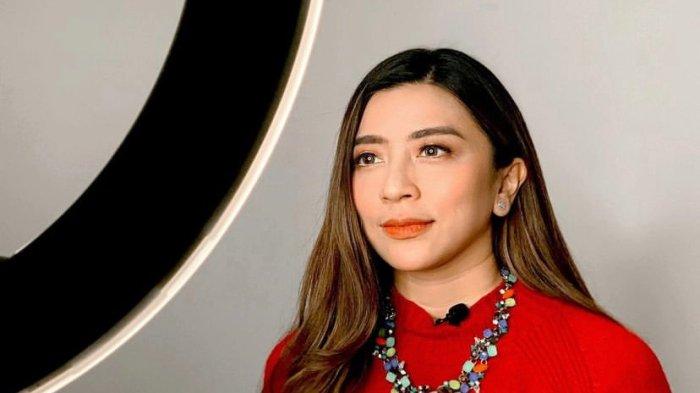 Profil Ayu Hastari, Model Video Klip D’Masiv yang Kini Sering Posting ...