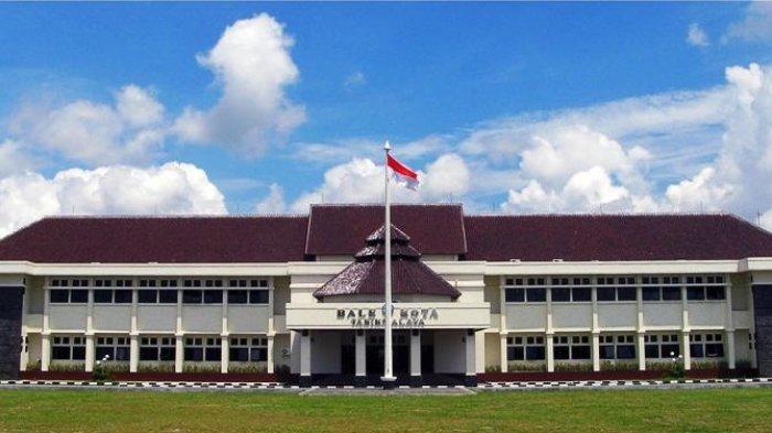 Pelamar Luar Tasik Tak Lolos, Lima Calon Sekdakot Tasikmalaya Jalani ...