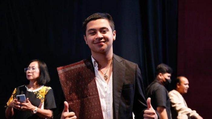 Perjalanan Karir Bastian Steel, Pemeran Film Hingga Comeback TBA ...