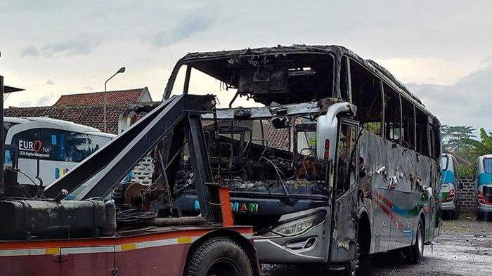 Bus Budiman di Tasikmalaya Tiba-tiba Terbakar Ketika Kru dan Karyawan Salat Berjamaah ...