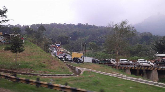 Mau Mudik? Jalur Tanjakan Gentong Masih Buka Tutup, Perbaikan Jalan Bikin Kemacetan Panjang ...