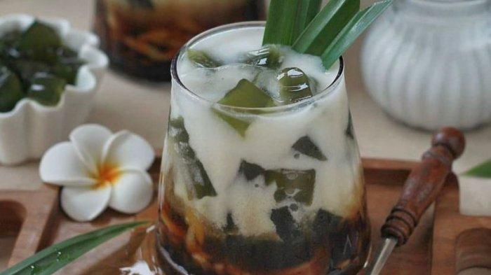 Butuh yang Segar Di Cuaca yang Terik? Yuk Bikin Es Cincau Khas Bandung, Ini Dia Resepnya ...