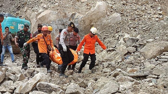 Update Terkini Longsor di Gunung Kuda Cirebon, 8 Nyawa Melayang dan 8 Orang Lagi Diduga ...