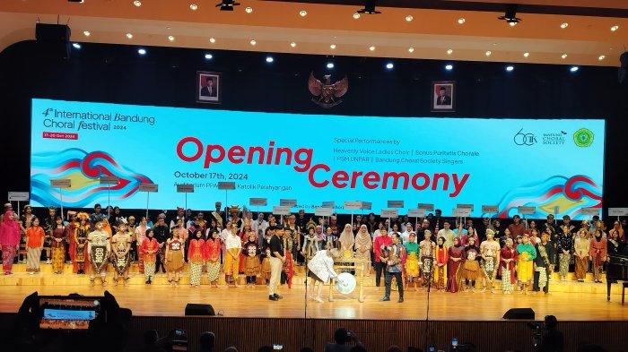 Paduan Suara Berbagai Kategori Ramaikan IBCF ke-4 di Unpar, Juri Kelas ...