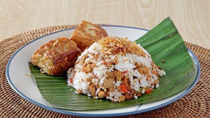 RESEP Kudapan Nasi Tutug Oncom, Kuliner Legend Khas Tasikmalaya yang Melegenda di Tanah Sunda ...