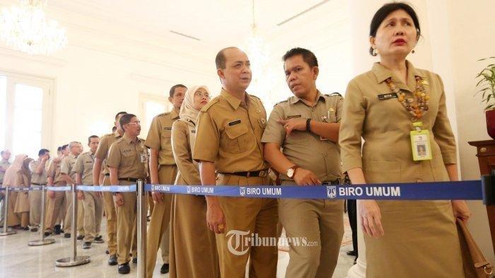 Bagaimana Ketentuan Model Berpakaian Seragam ASN saat Mengikuti Upacara ...