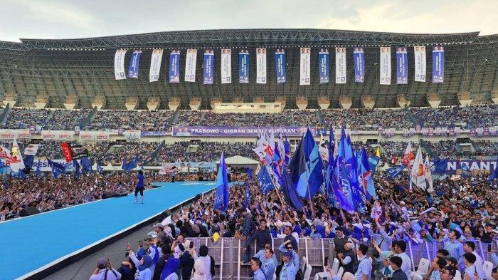 Ribuan Relawan Prabowo-Gibran Padati Stadion GBLA Bandung, Ini Tokoh ...