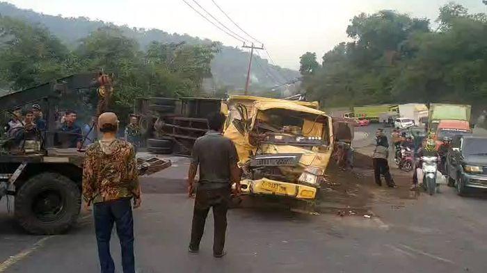 Rem Blong! 2 Truk Terlibat Laka di Jalur Gentong Sebabkan Macet Panjang, Begini Tips ...