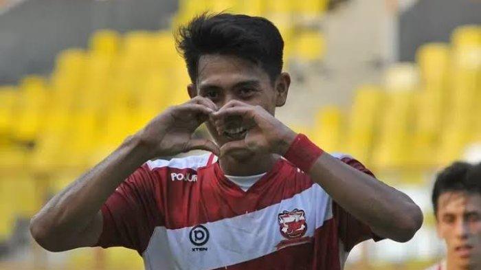 SOSOK Malik Risaldi, Pemain Madura United yang Dipanggil STY Bergabung ...