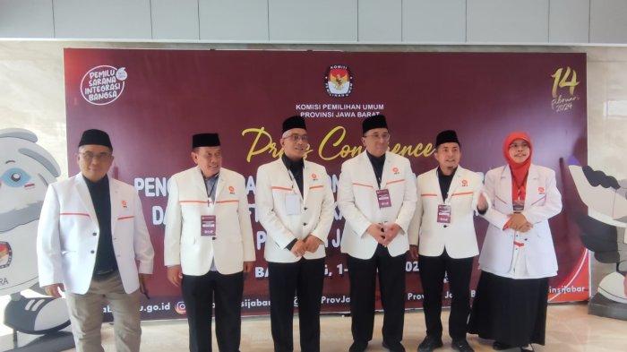 Daftarkan 120 Bacaleg ke KPU, PKS Jabar Pasang Target Tinggi di Pemilu 2024 - Tribunpriangan.com