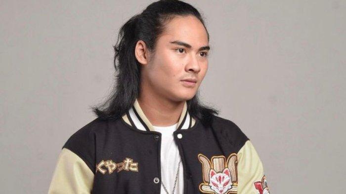 VIRAL, Renaga Tahier Dikabarkan Sudah Miliki Istri dan Anak, Kisahnya Dibongkar Akun Twitter ...