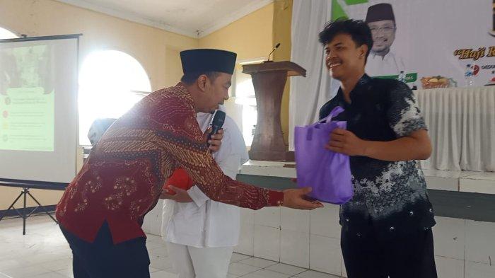 Calon Haji Termuda dari Cianjur, Saat Ini Jadi Mahasiswa Akper PPNI ...