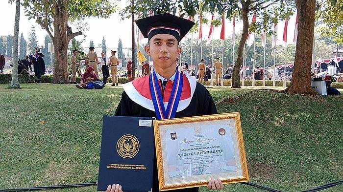 Kisah Saddam Al-Yasri Firstya, Anak Sopir Travel di Lampung yang Jadi ...