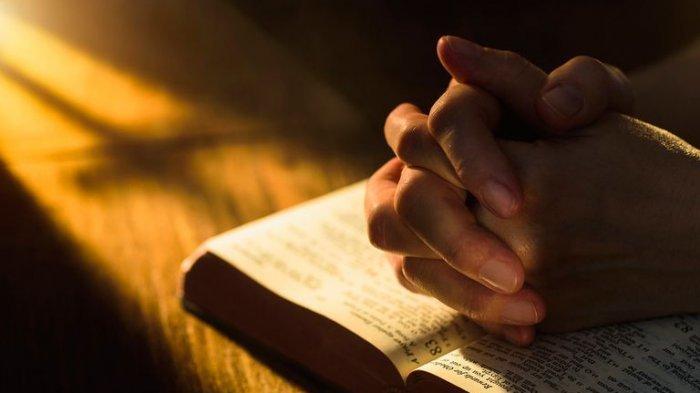 15 Doa Malam Natal 2024 Penuh Rasa Syukur dan Pengharapan di Momen ...