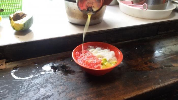 Resep Sekoteng, Minuman Legendaris Khas Garut yang Manis dan Segar ...