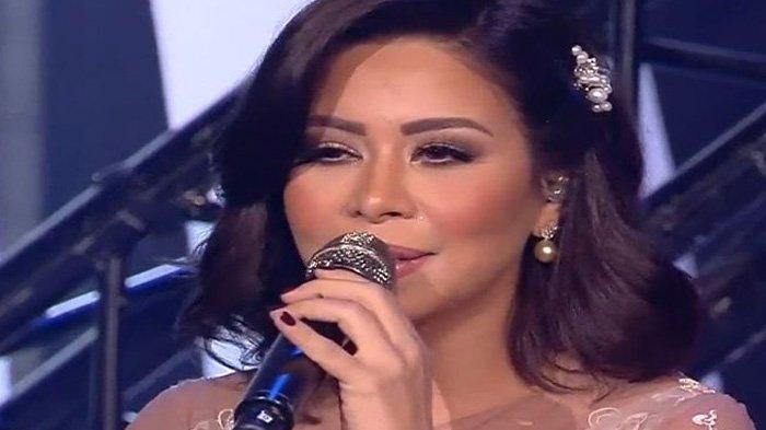 PROFIL Sherine Abdel Wahab, Penyanyi Kalam Eineh yang Pernah Viral di ...