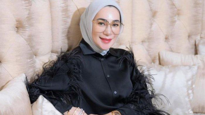 Sosok Rien Wartia Trigina, Istri Andre Taulany yang Digugat Cerai ...