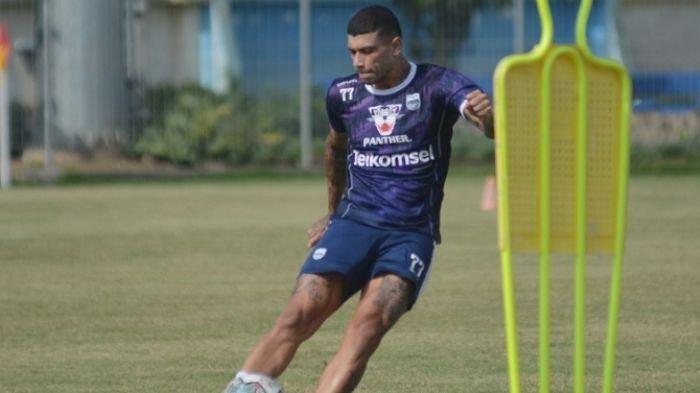Kabar Baik Ciro Alves Masih Bersama Persib Bandung, Terikat Kontrak ...