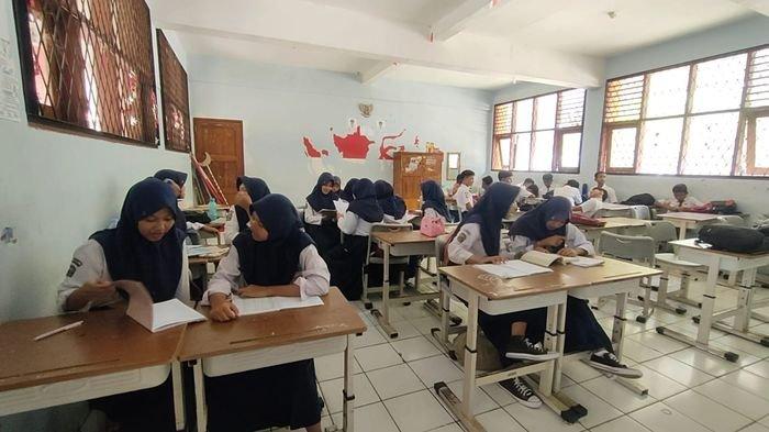 Sosok Ramdan Mirip Wapres Gibran di Pangandaran di Mata Kepsek dan ... Sosok Ramdan Mirip Wapres Gibran di Pangandaran di Mata Kepsek dan ...