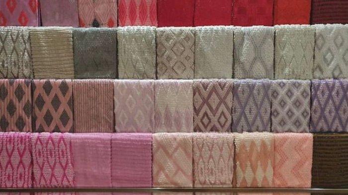 Berikut Sejarah Tenun Sutra Garut yang Ternyata Dikenalkan Oleh Mantan ...