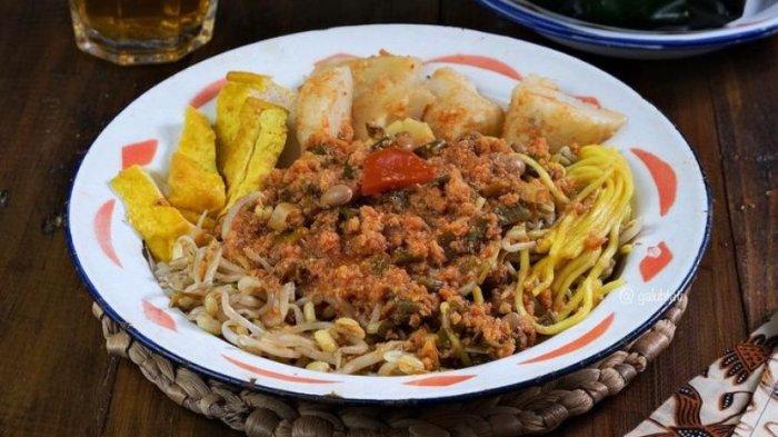 Resep Toge Goreng Khas Bogor, Nikmatnya Perpaduan Kuah Oncom dan Mie ...