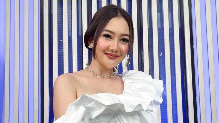 Lirik dan Chord Lagu Sunda Veny Nurdaisy featuring Tiga Pemuda ...