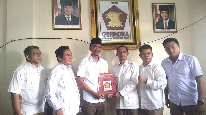 Bursa Cabup Pilkada Garut 2024 Makin Ramai, Yudi Rusmana Pengusaha ...