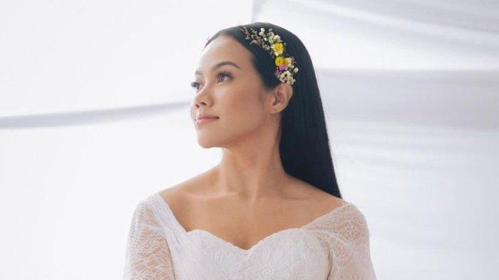 Penyanyi Bandung Yura Yunita, Rayakan 1 Tahun Album ‘Tutur Batin ...