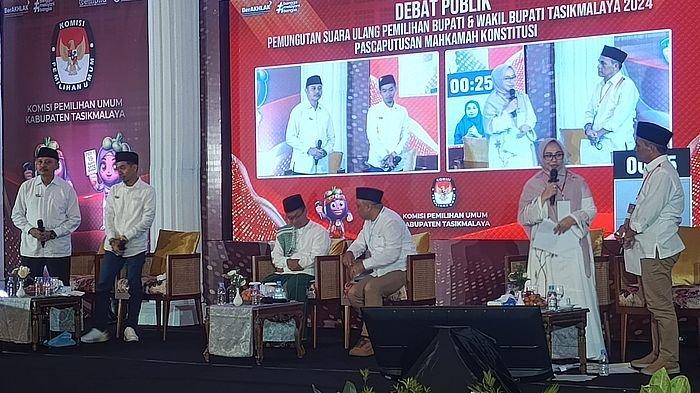 Debat Publik PSU Kabupaten Tasikmalaya, Ai Diantani Tak Ditemani Ade Sugianto Banyak Menjawab ...