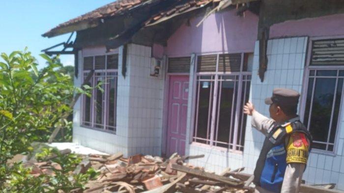 BPBD Catat Ratusan Rumah Rusak Akibat Gempa Garut, Seorang Luka Ringan di Desa Barusari ...