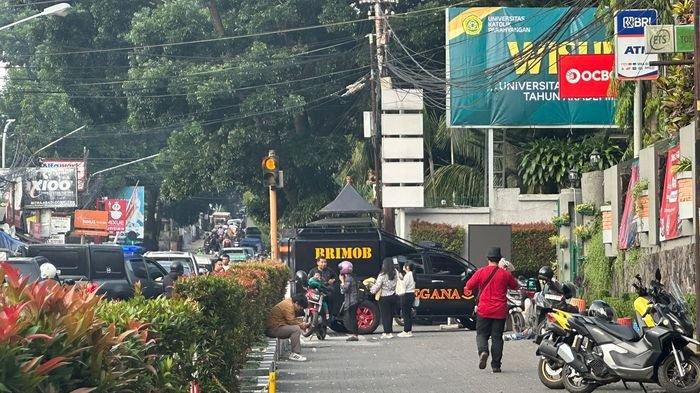 Heboh Unpar Bandung Akan Dibom, Hingga Warga Lihat Mobil Gegana, Begini ...